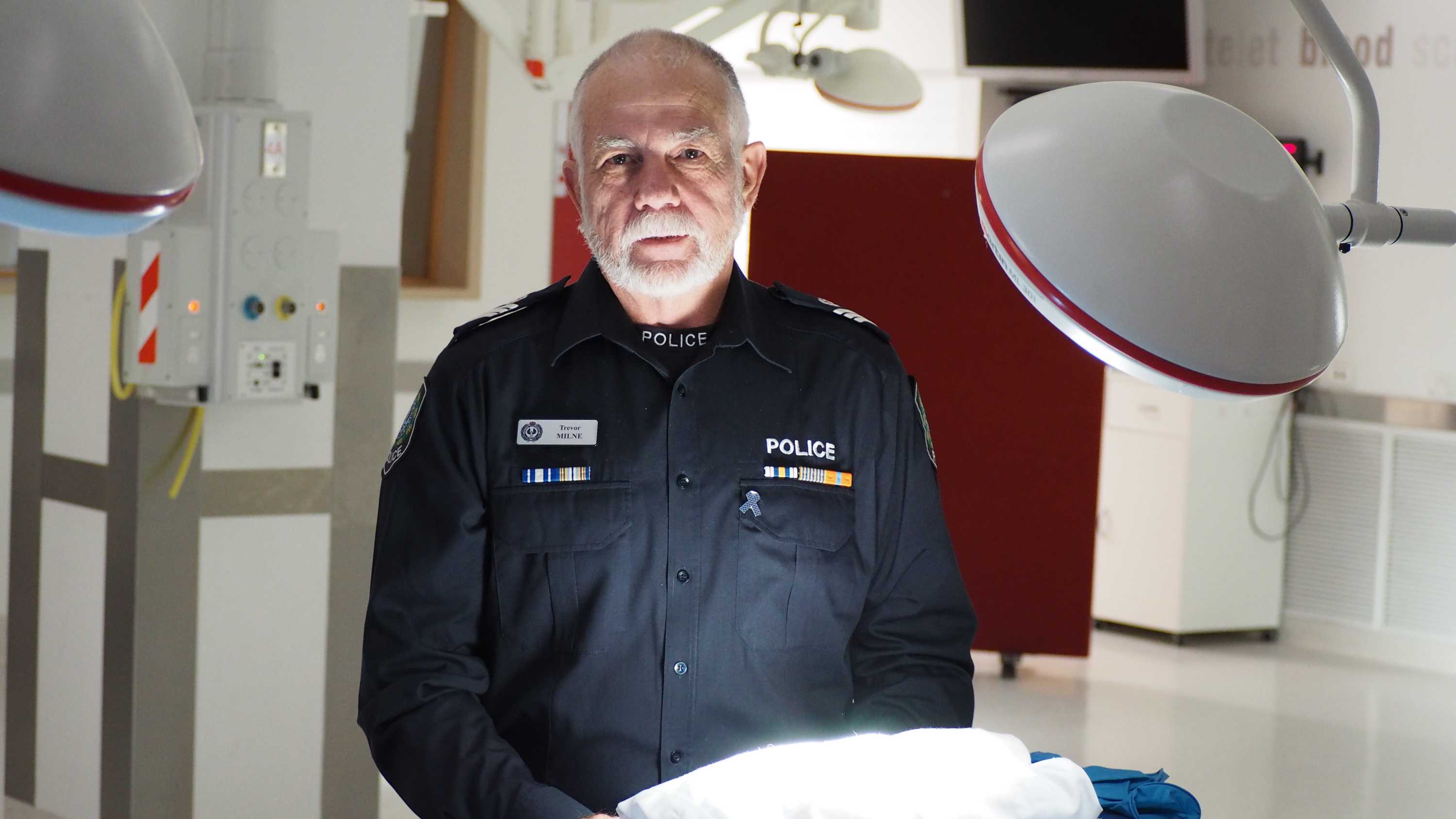 Meet the people who bring lost loved ones — and their precious items ...