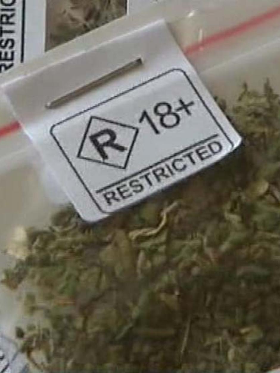 Perth police close down kronic parties - ABC News