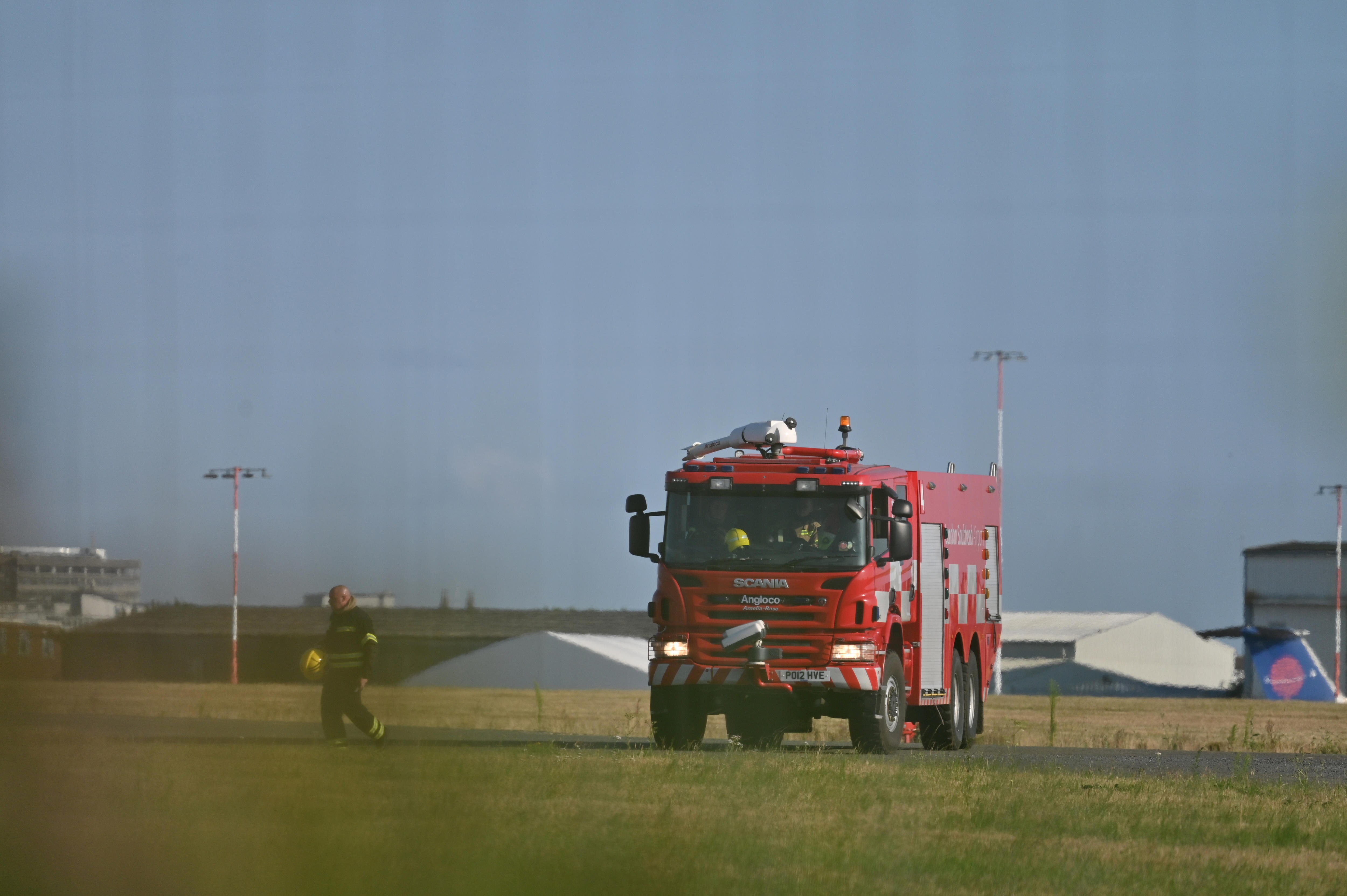 Four dead after plane crashes in 'big fireball' at London Southend ...
