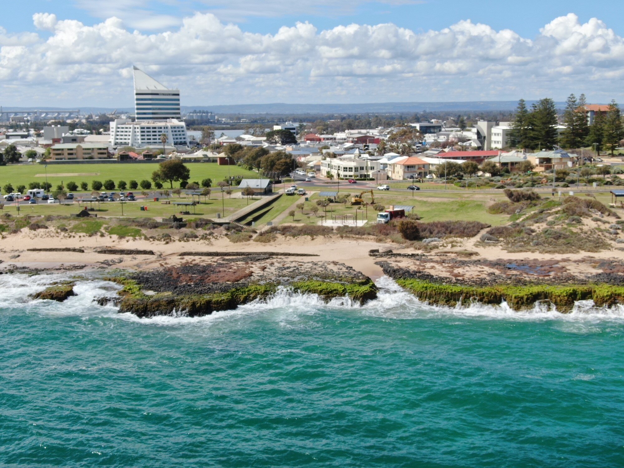City of Bunbury to investigate $17m ocean pool project, first in ...