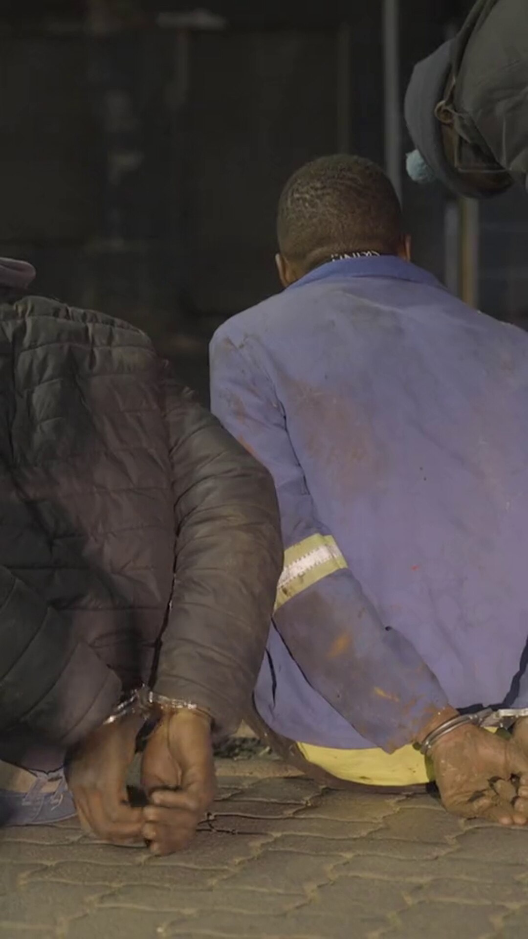 Copper gang members caught red-handed - ABC News