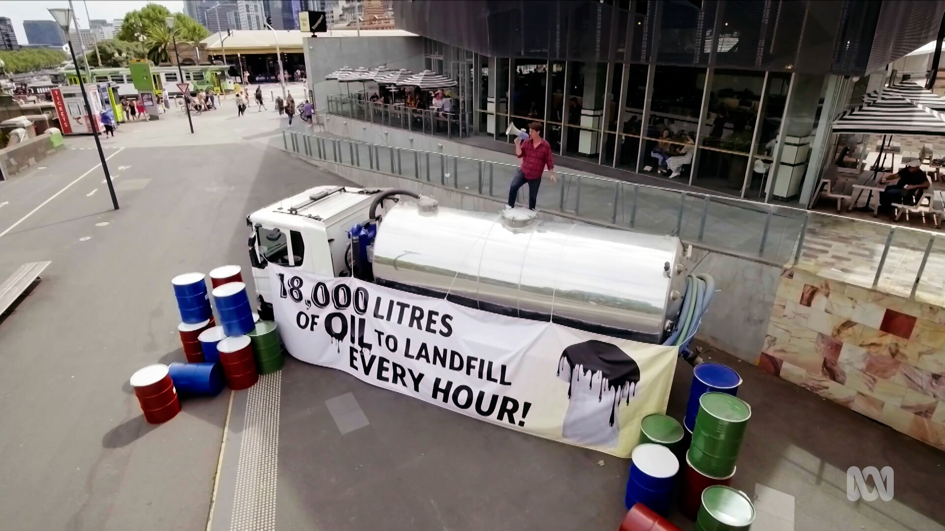 War On Waste: Resources for clothing production - ABC Education