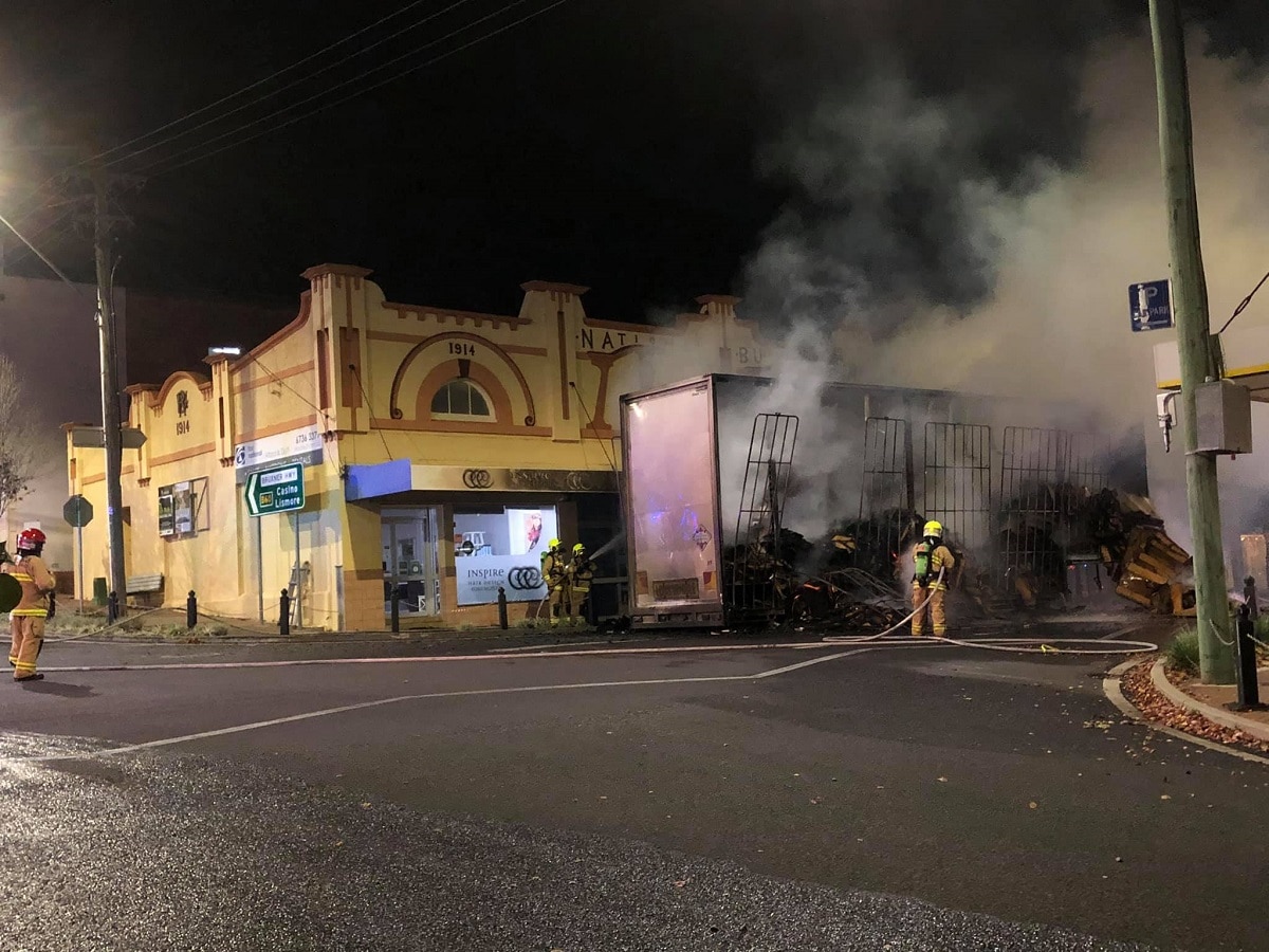 Tenterfield bypass debate reignites after truck fire in town centre ...