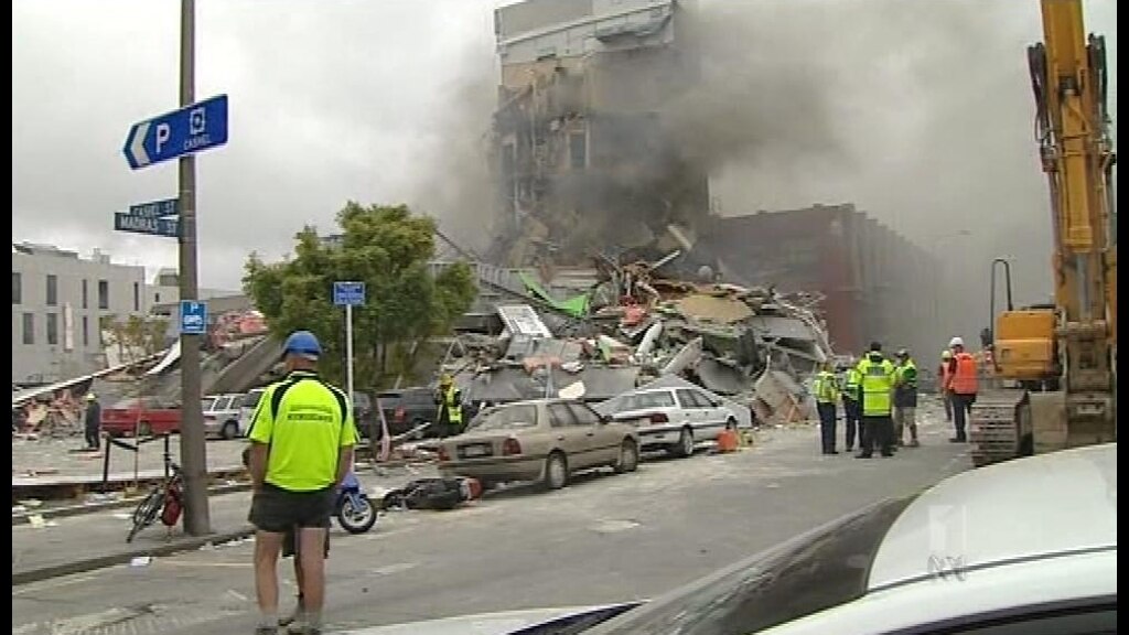 Australian doctor caught in quake - ABC News