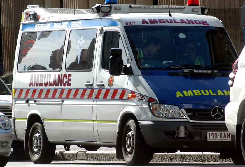 Qld paramedics get self-defence training - ABC News