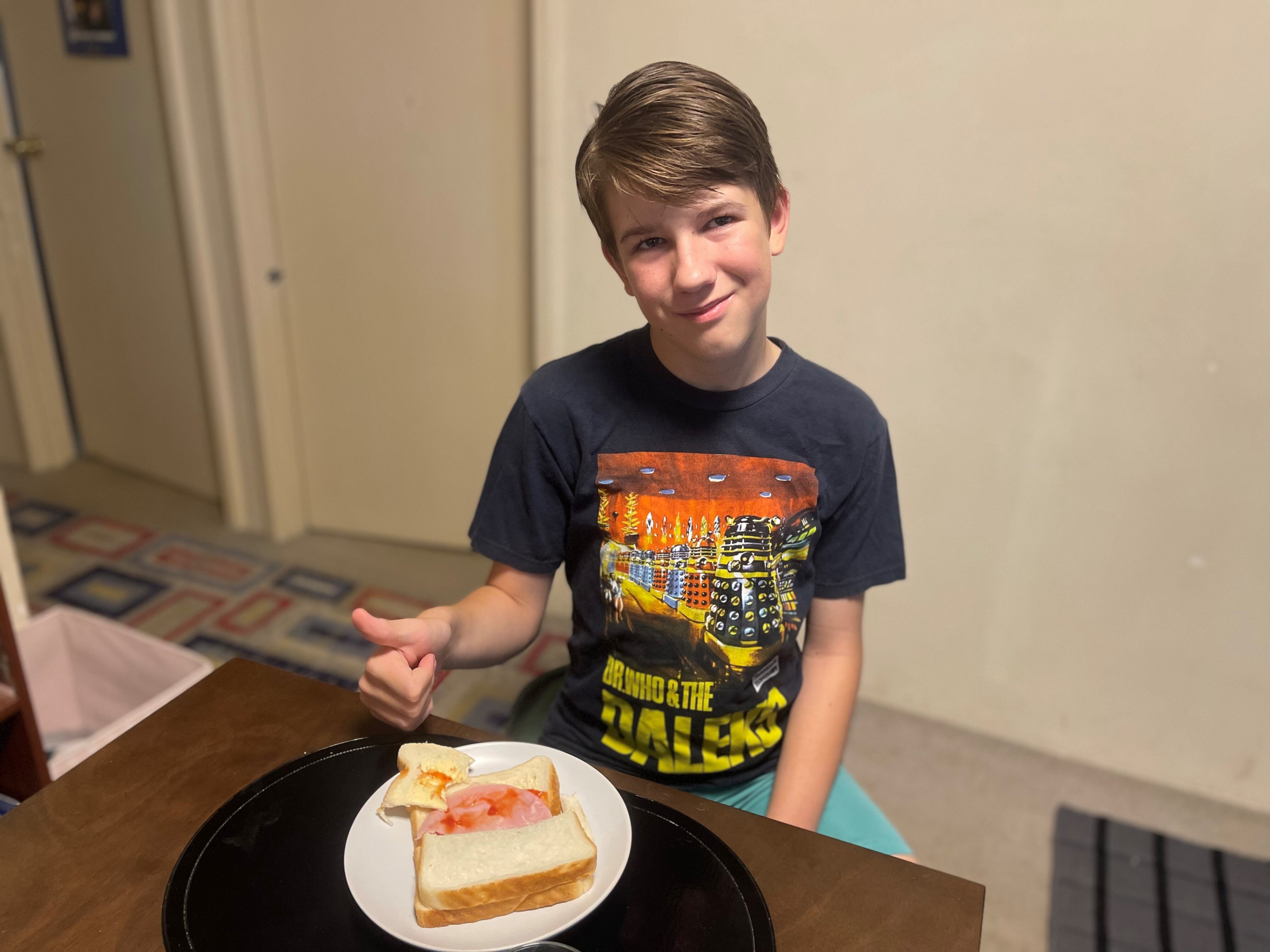 Mealtimes can be challenging for people with autism, but experts say ...