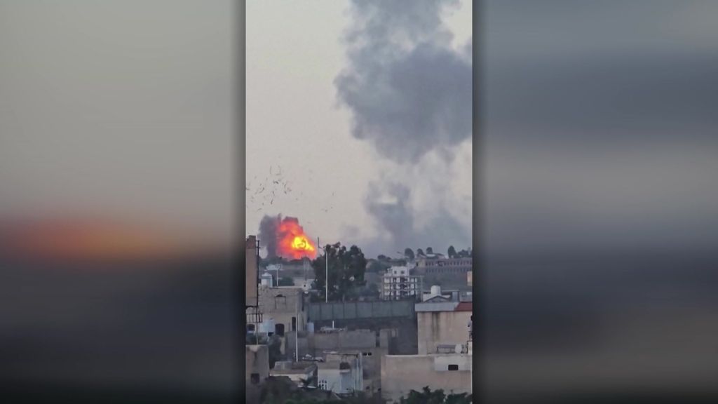 Explosion on Yemen's Sanaa skyline after airstrikes - ABC News