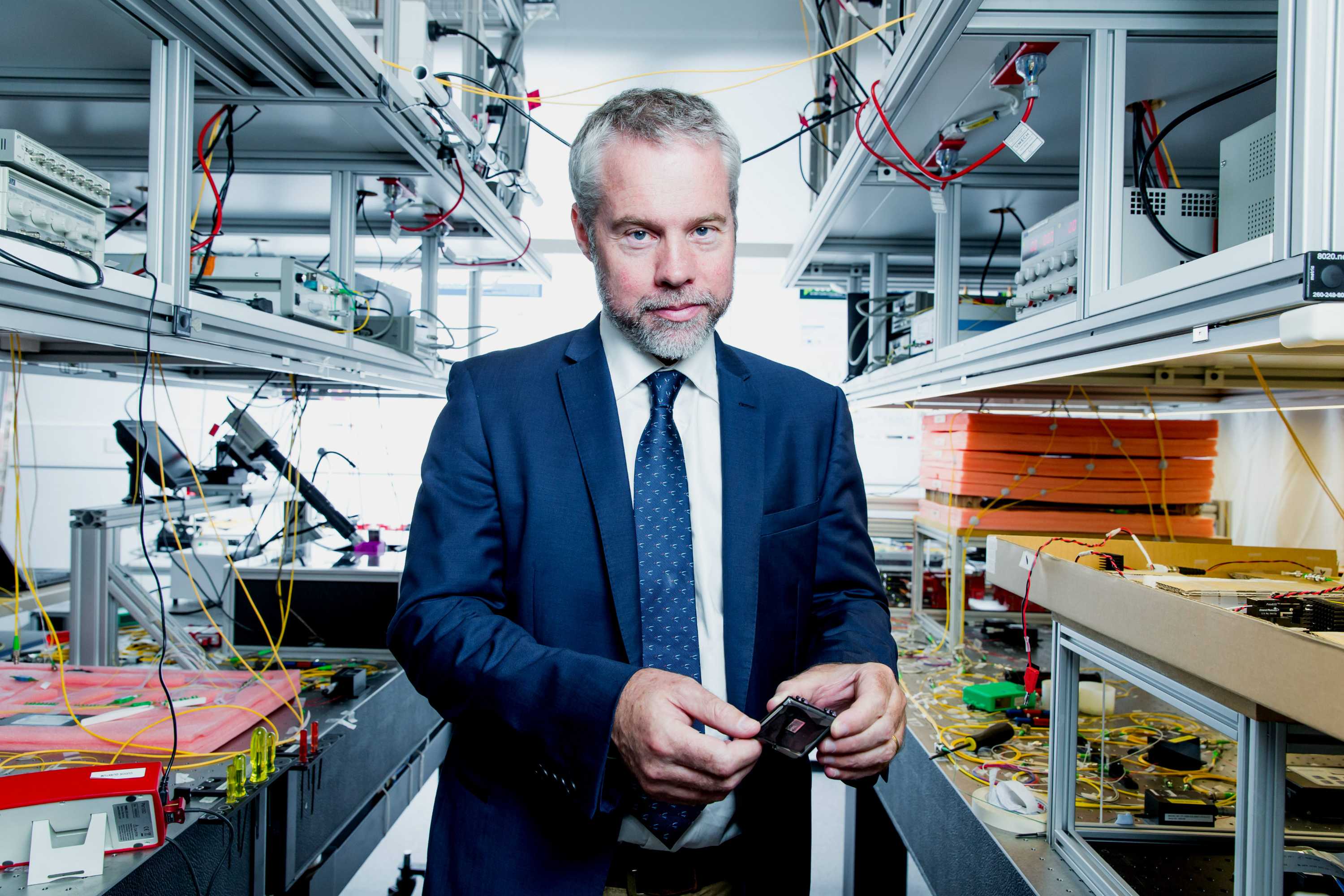 Photonic chips backbone of the internet, smart phones next - ABC listen