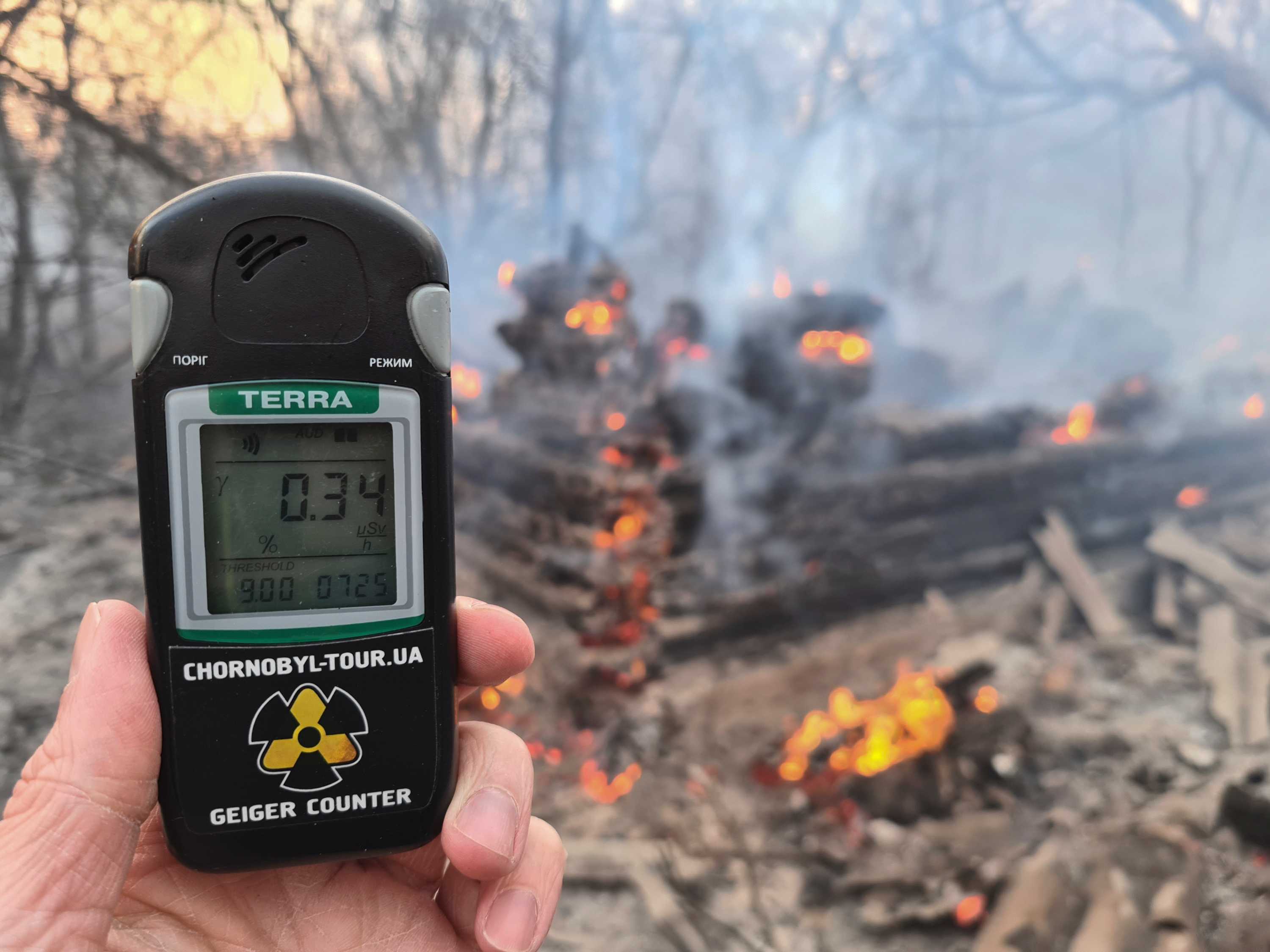 Fire near Chernobyl nuclear plant creates large spike in radiation ...