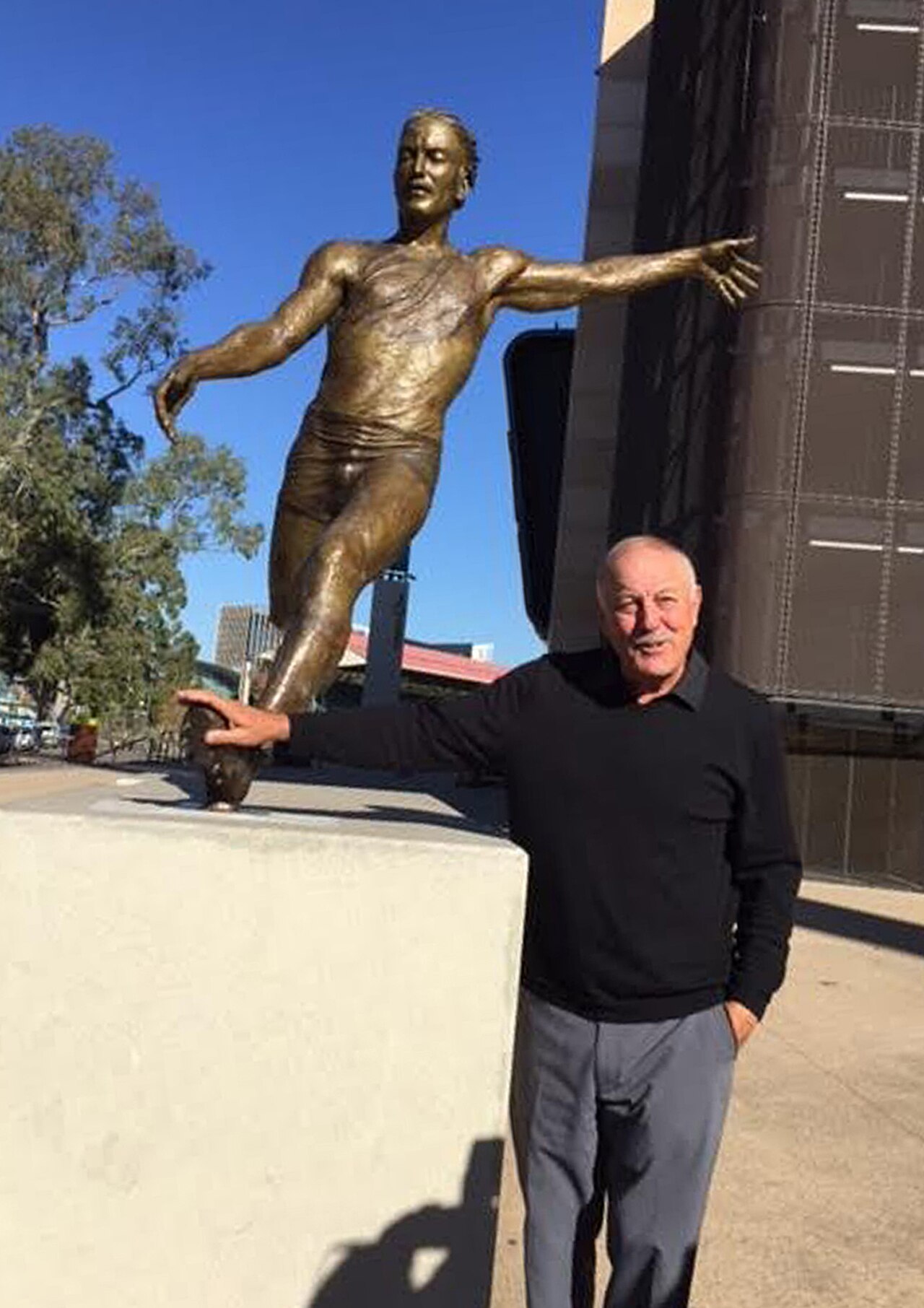 The Moment - Malcolm Blight Crows 97-98 - ABC listen