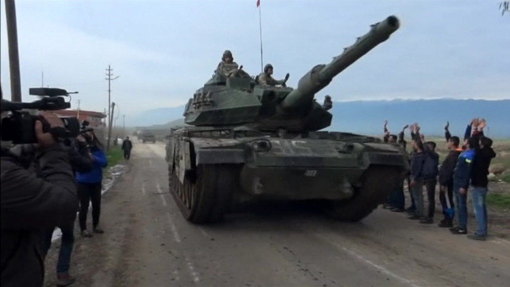 Turkish ground forces enter Syria to deal with Kurdish militia - ABC News