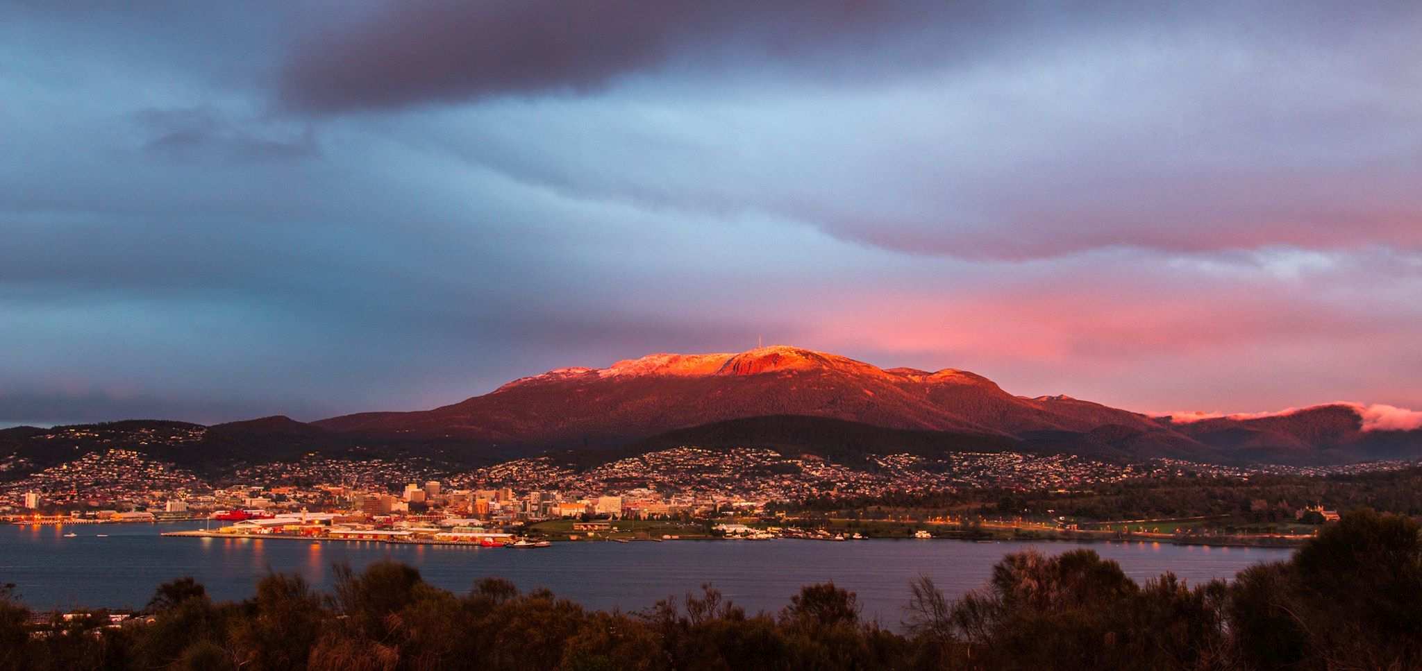 Tasmania weather: Snow expected in Hobart, flood warnings for northern ...
