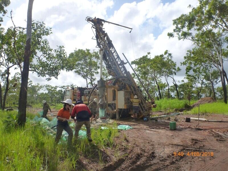 Numbers stacking up for lithium mine near Darwin - ABC listen
