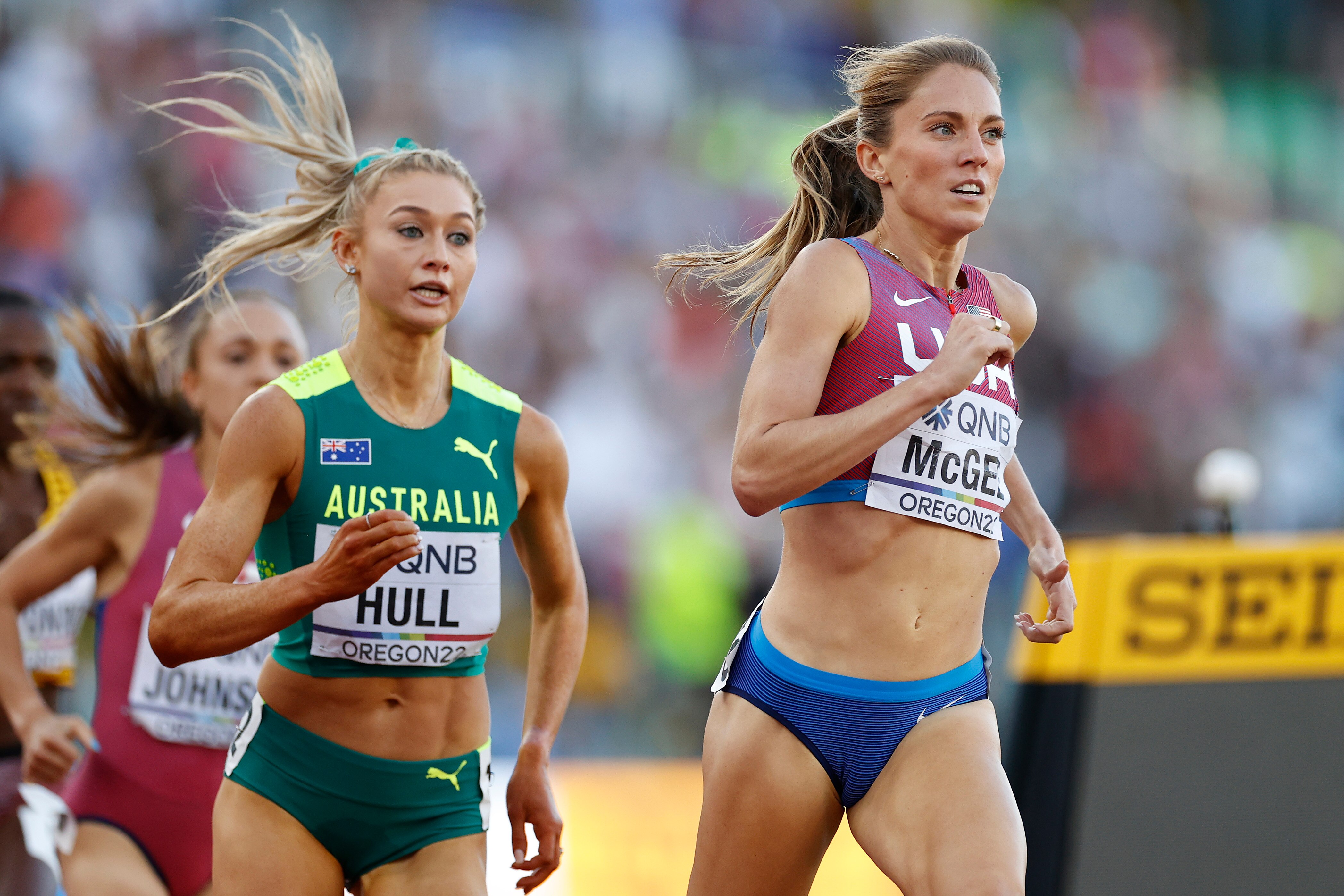 Jessica Hull stunned by electric pace in 1,500m final at World Champs ...