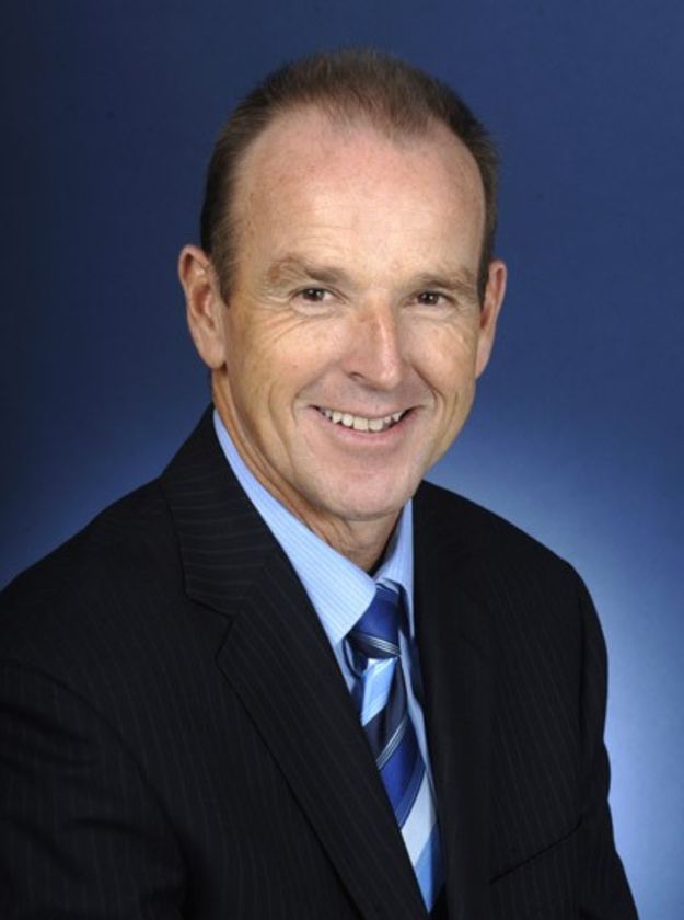 Queensland senator Joe Ludwig to resign at next election - ABC News