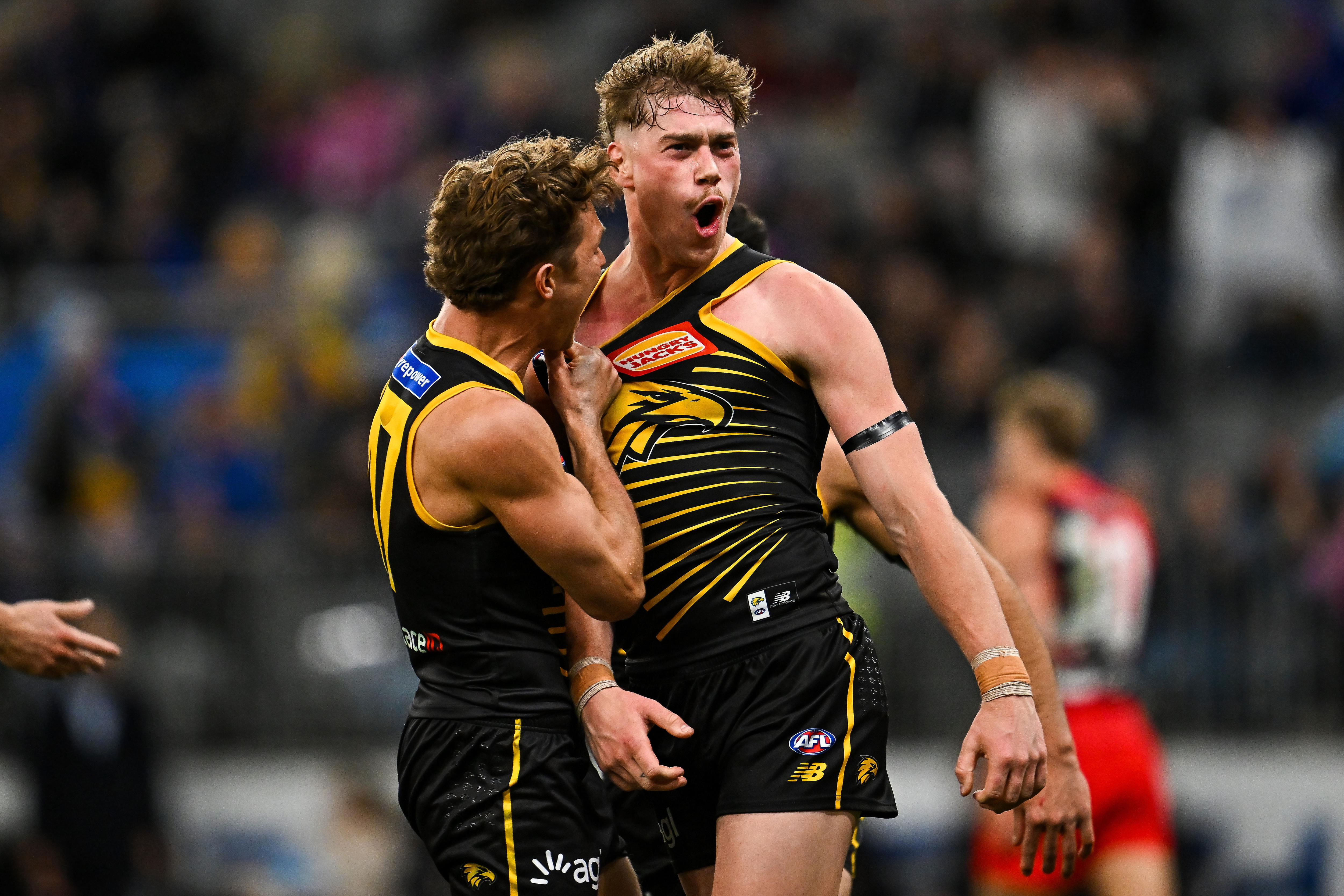 AFL Rd 12 live updates: Melbourne vs GWS, West Coast vs Essendon - blog ...