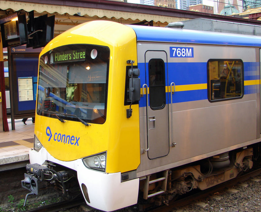 New trains for Melbourne's congested rail network - ABC News