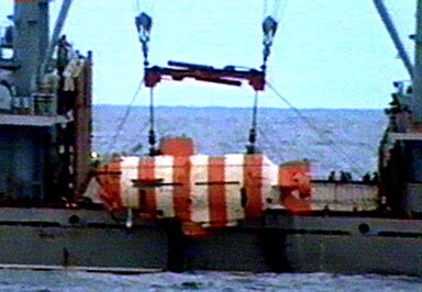 Russian mini-sub stuck on seabed - ABC News