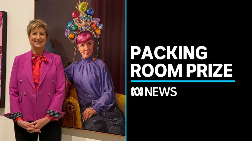 Portrait of comedian Cal Wilson wins Archibald Packing Room Prize - ABC ...