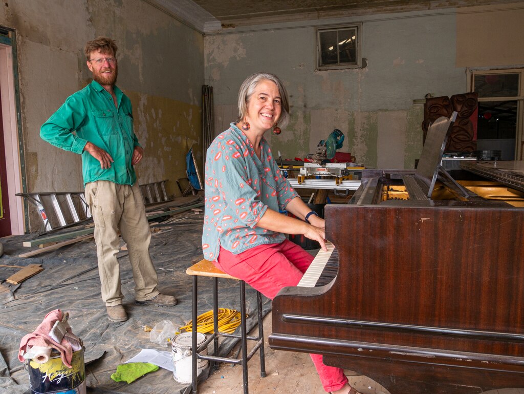 Cuddy family's restoration of historic Canowindra building breathes new ...