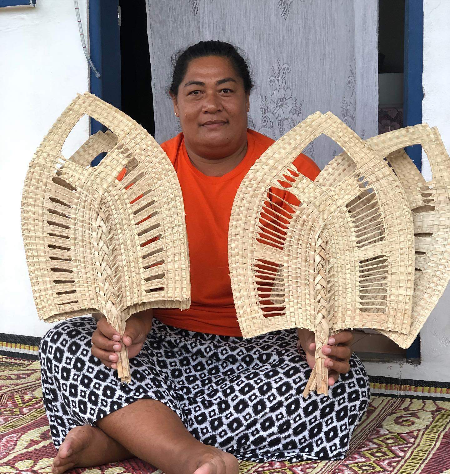 Social media helps connect Tongan artisans to new customers - ABC Pacific