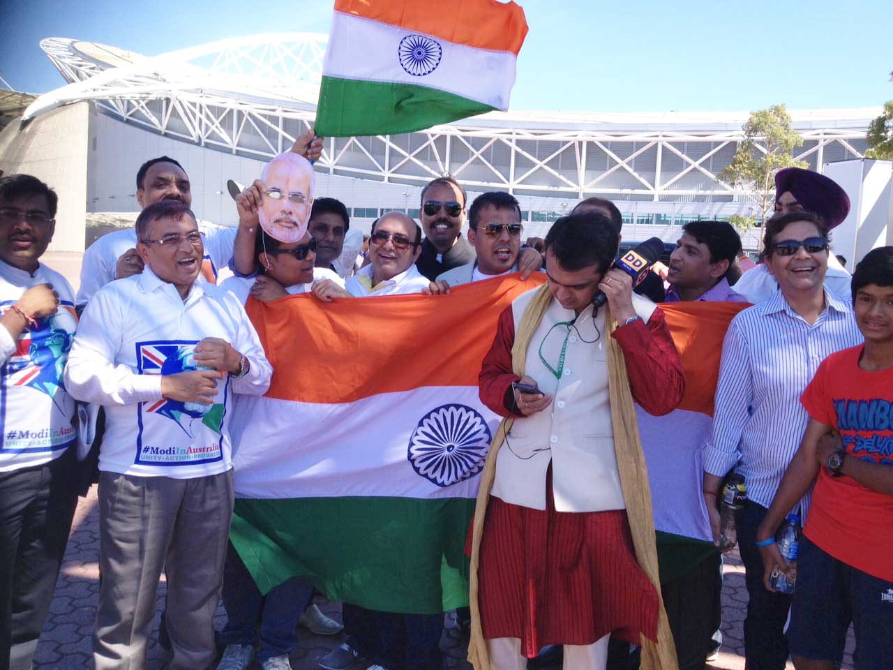 Narendra Modi: Thousands of supporters attend Indian PM's Sydney ...