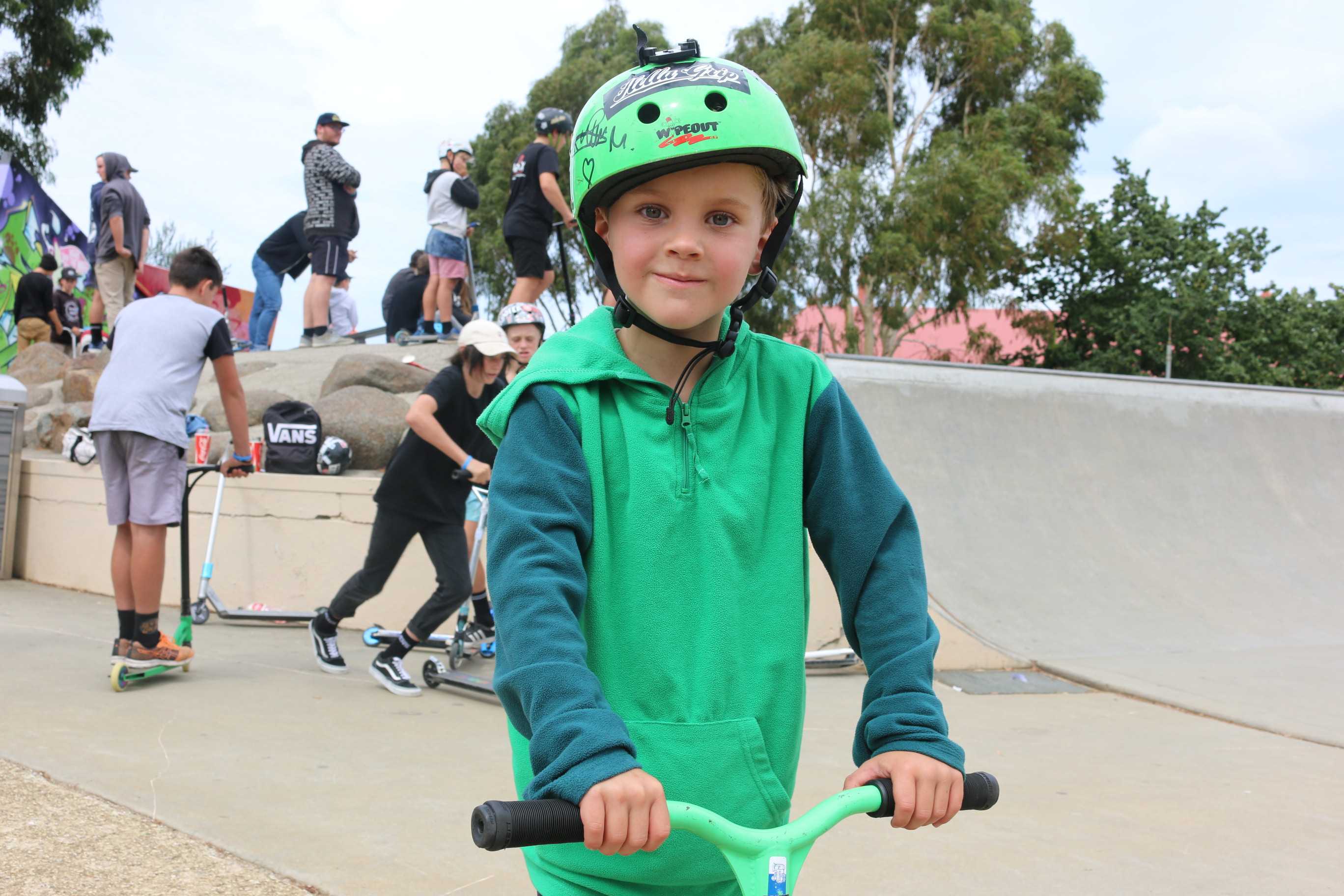 Tasmanian scooter titles have kids flying high - ABC News