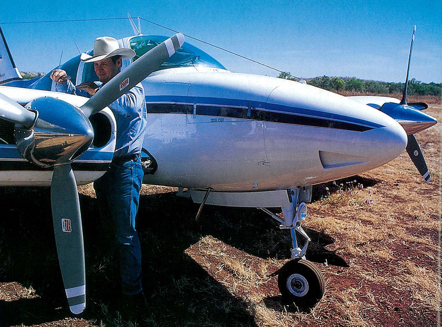 Two dead in plane crash near Roma - ABC News