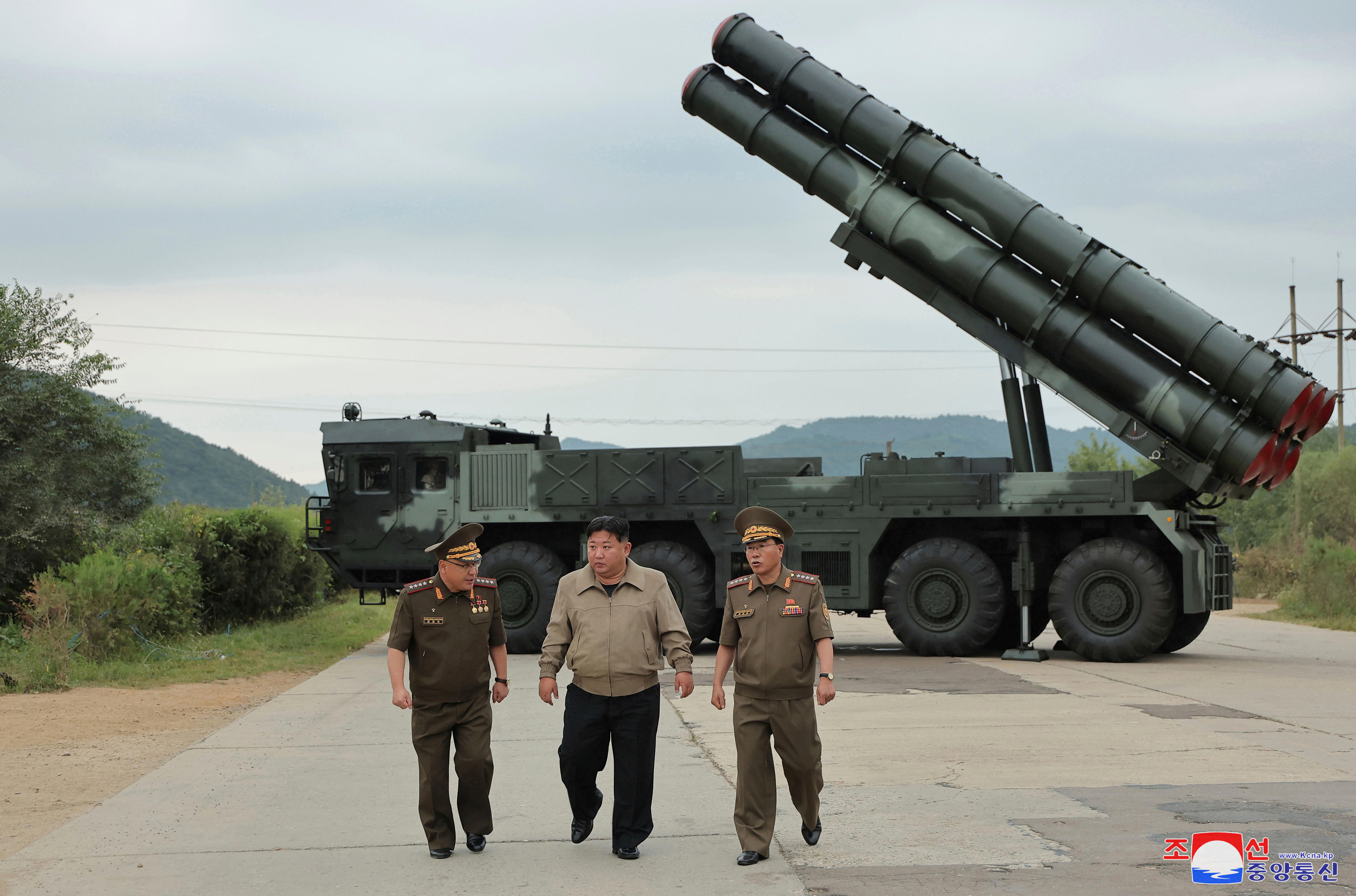North Korea offers first glimpse of secretive weapons-grade uranium ...