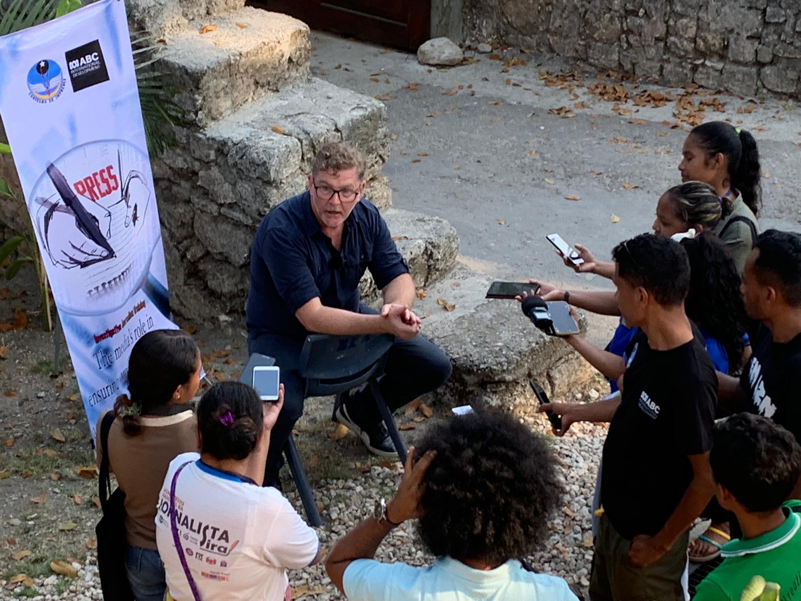 Former ABC foreign correspondent returns to Timor-Leste to share skills ...