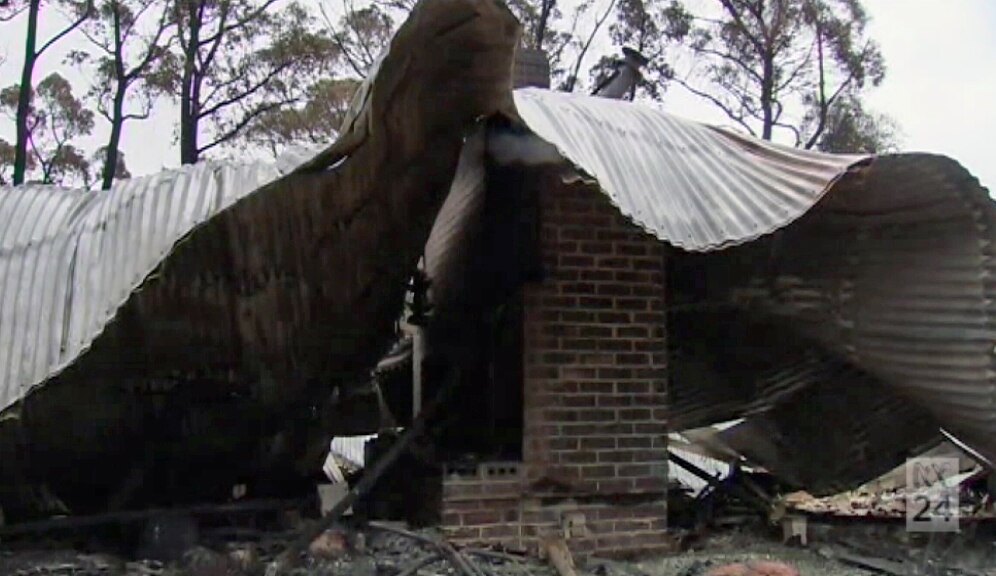 Victorian bushfires: Firefighters gaining control in cool weather after ...