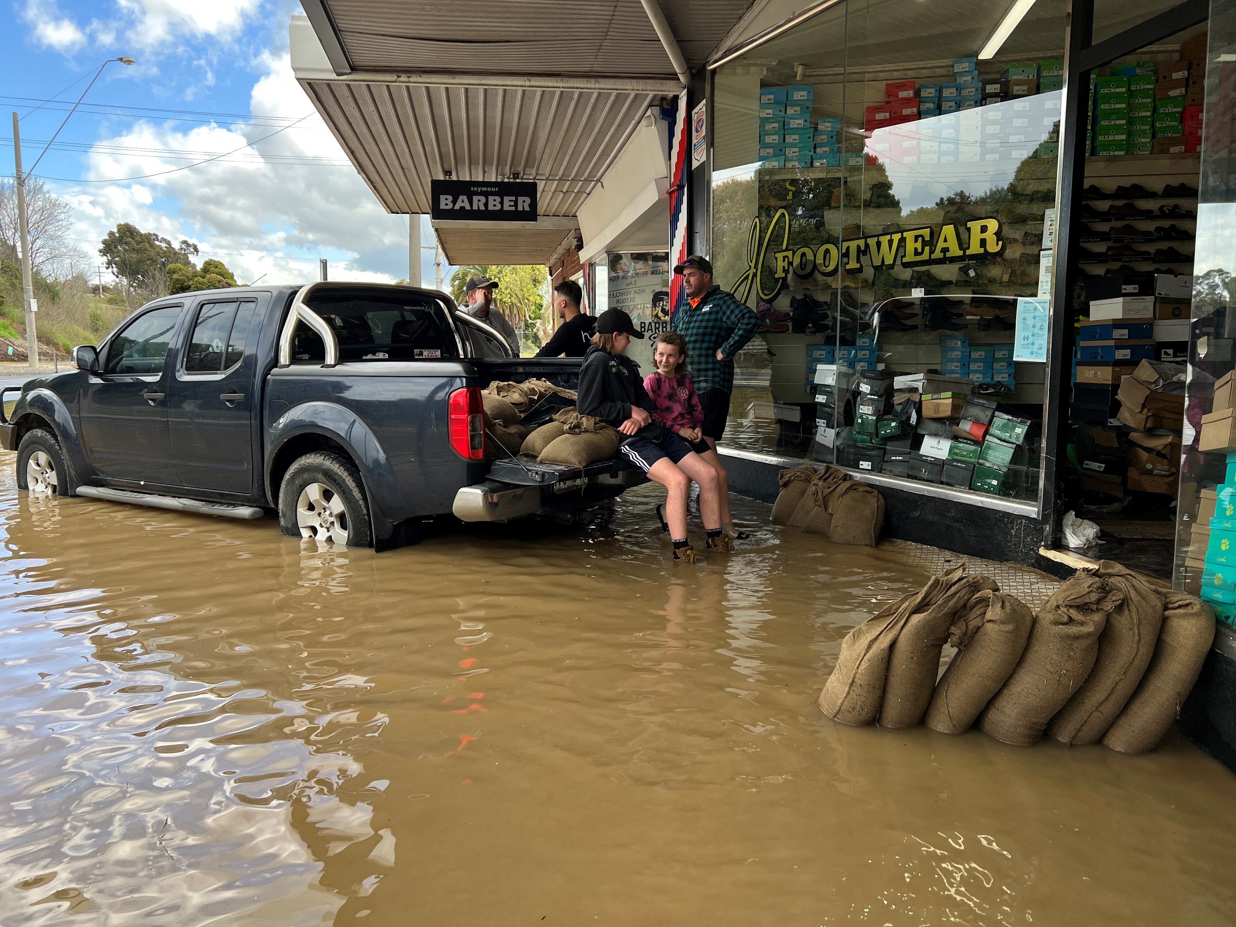 Underside of one of the world's biggest waves takes out Ocean ...