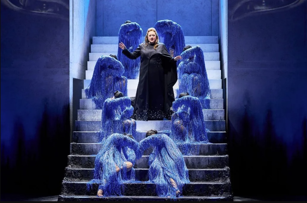 Rebecca Nash: The patience and panache of the operatic soprano - ABC listen