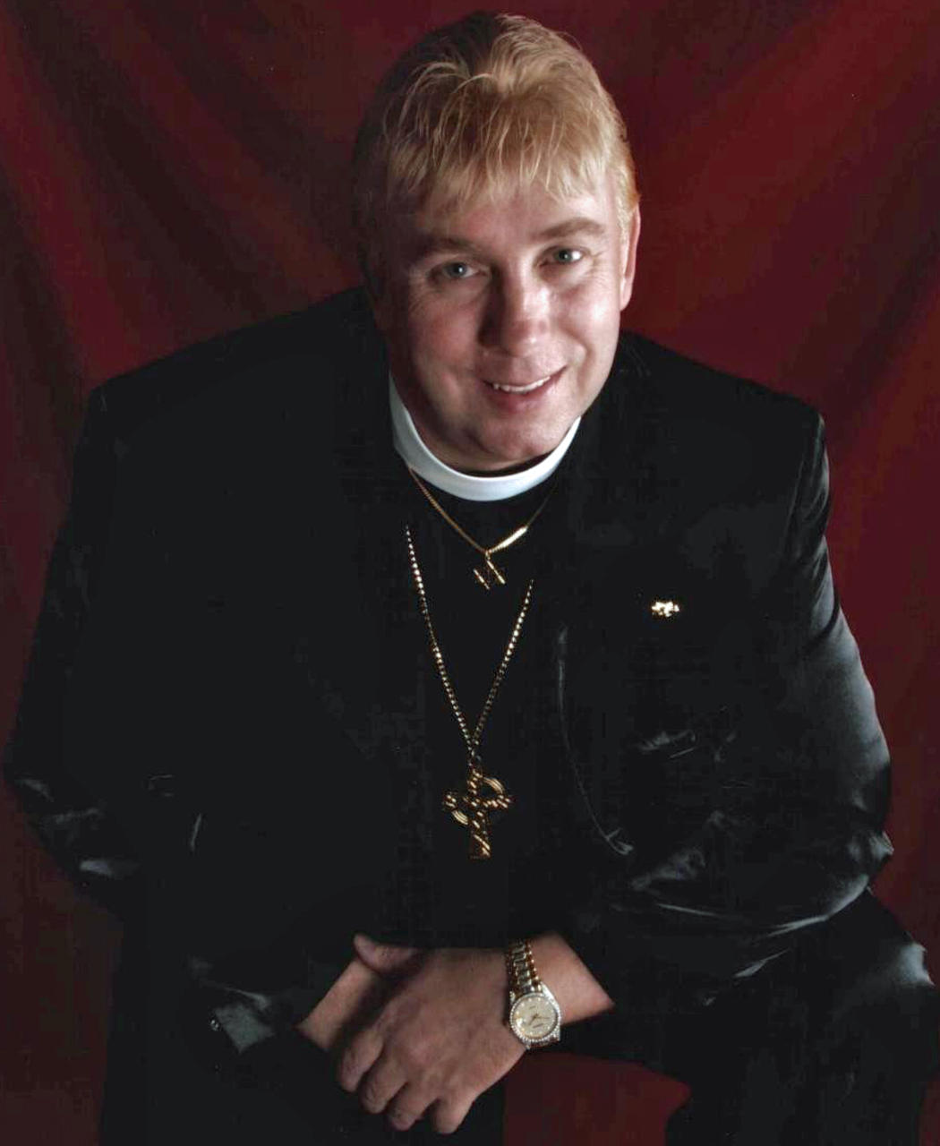 Former KKK chief barred from NT school visit - ABC News