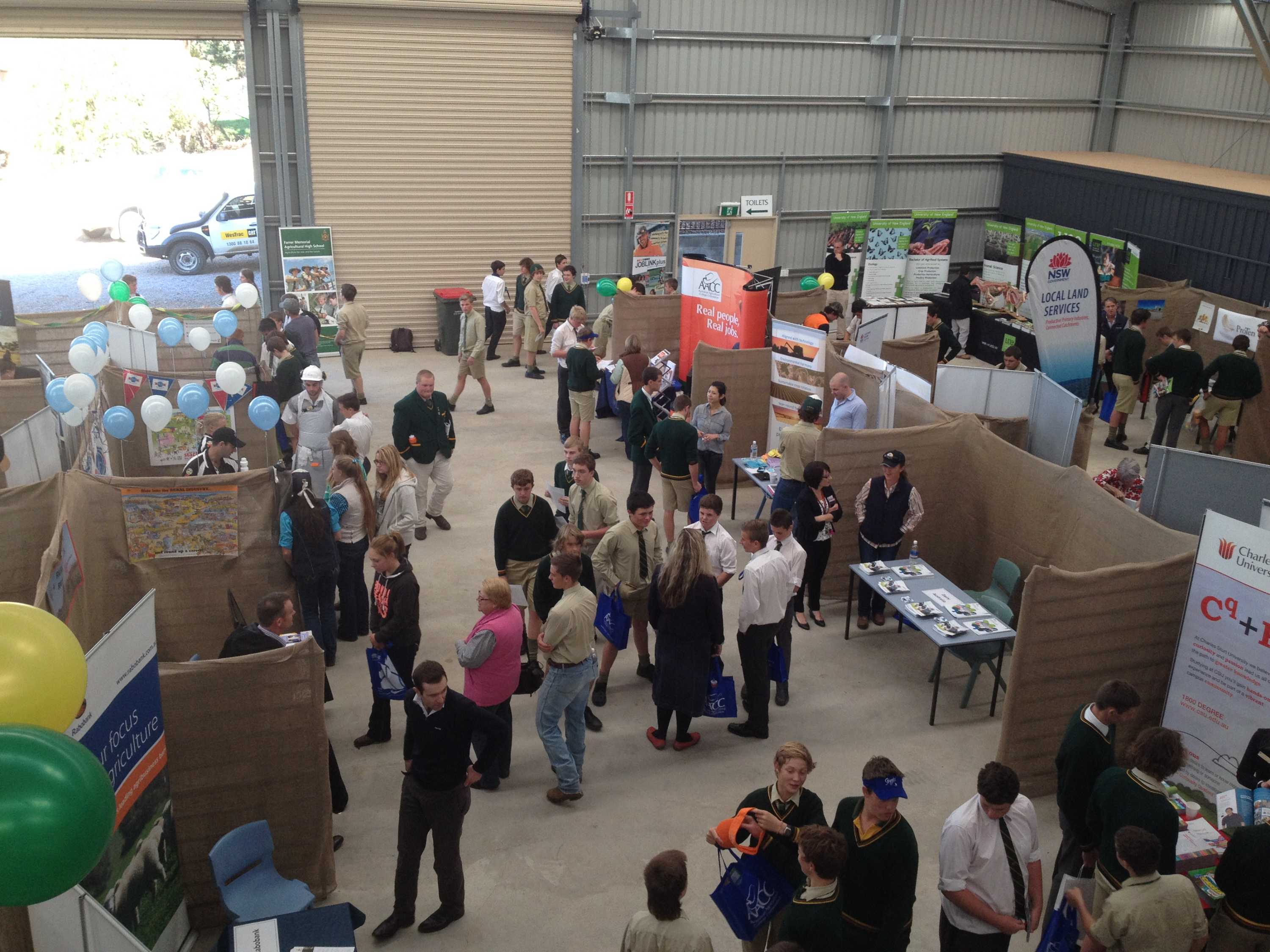 Fears for future agricultural students amid cost confusion - ABC News