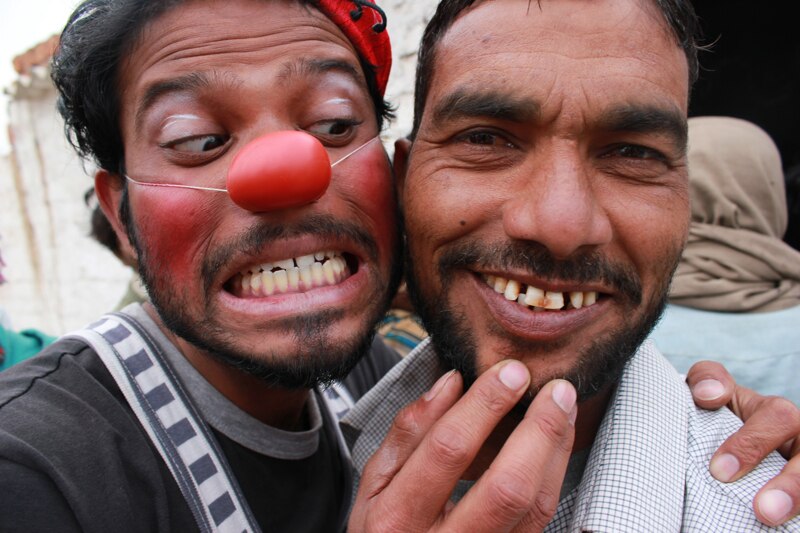 Clowns bring laughter to crisis zones - ABC News