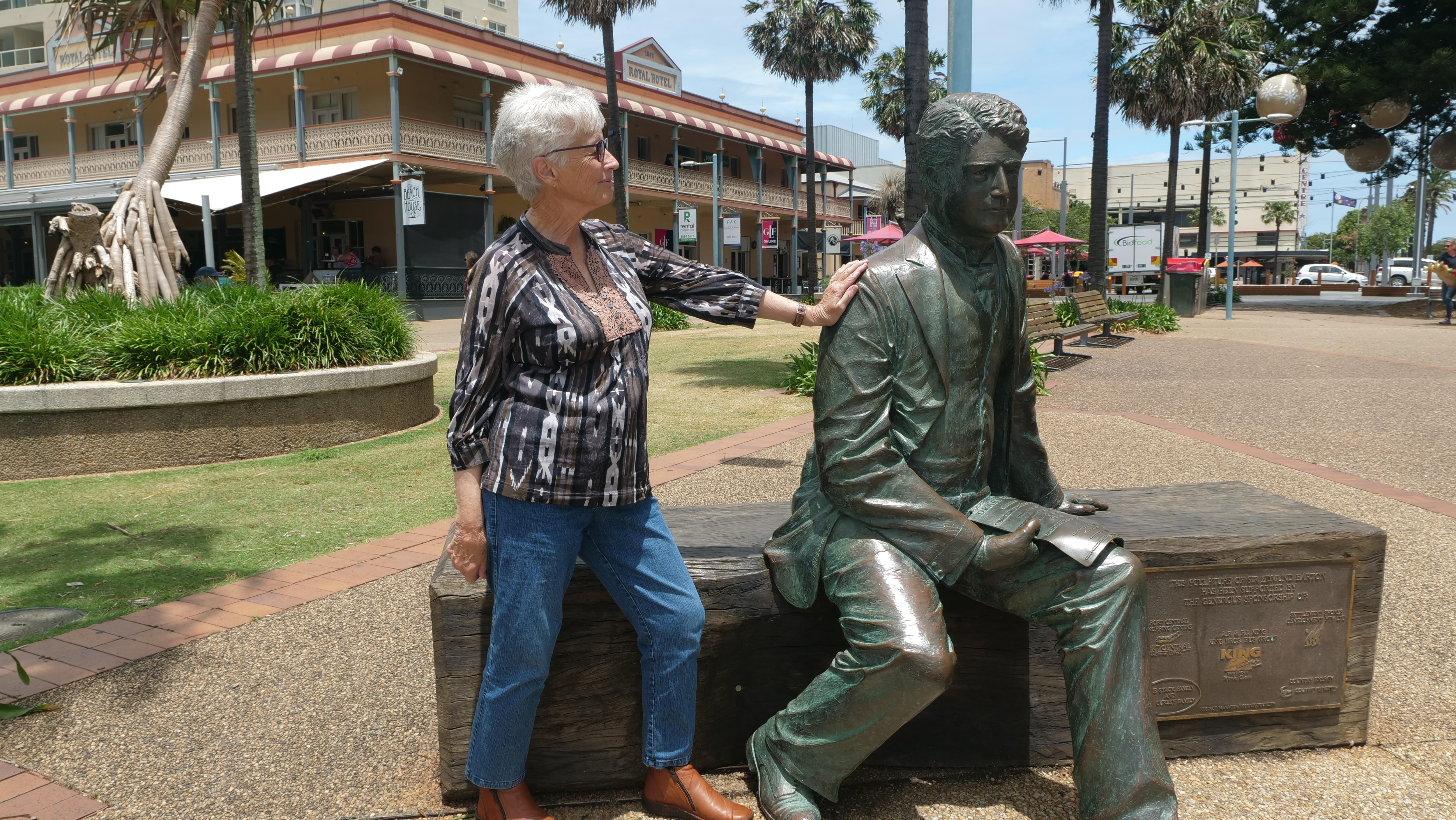Renewed calls to remove Sir Edmund Barton statue from Aboriginal burial ...