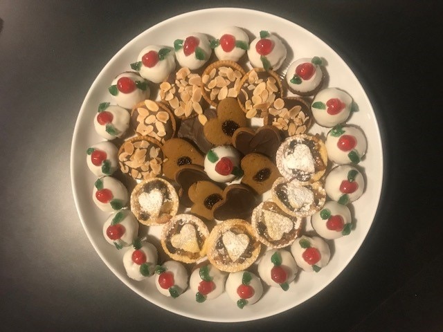 Cooking up a treat this Christmas with Sally Wise. - ABC Hobart