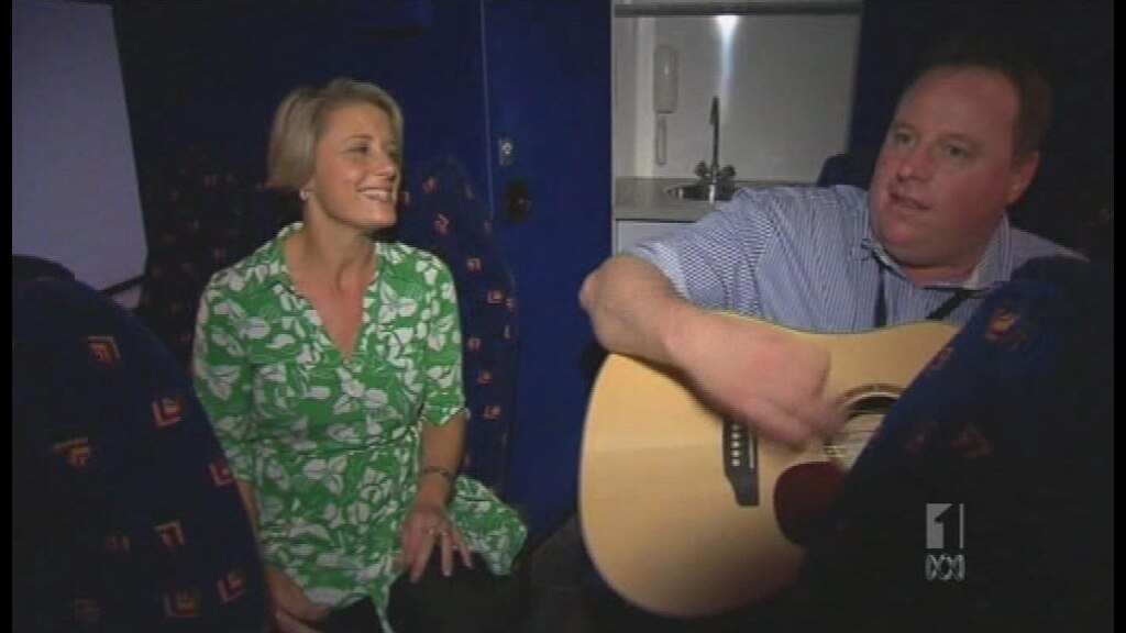 Keneally going for a song - ABC News