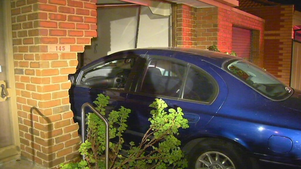 Lucky escape for Melbourne woman as car smashes through house - ABC News