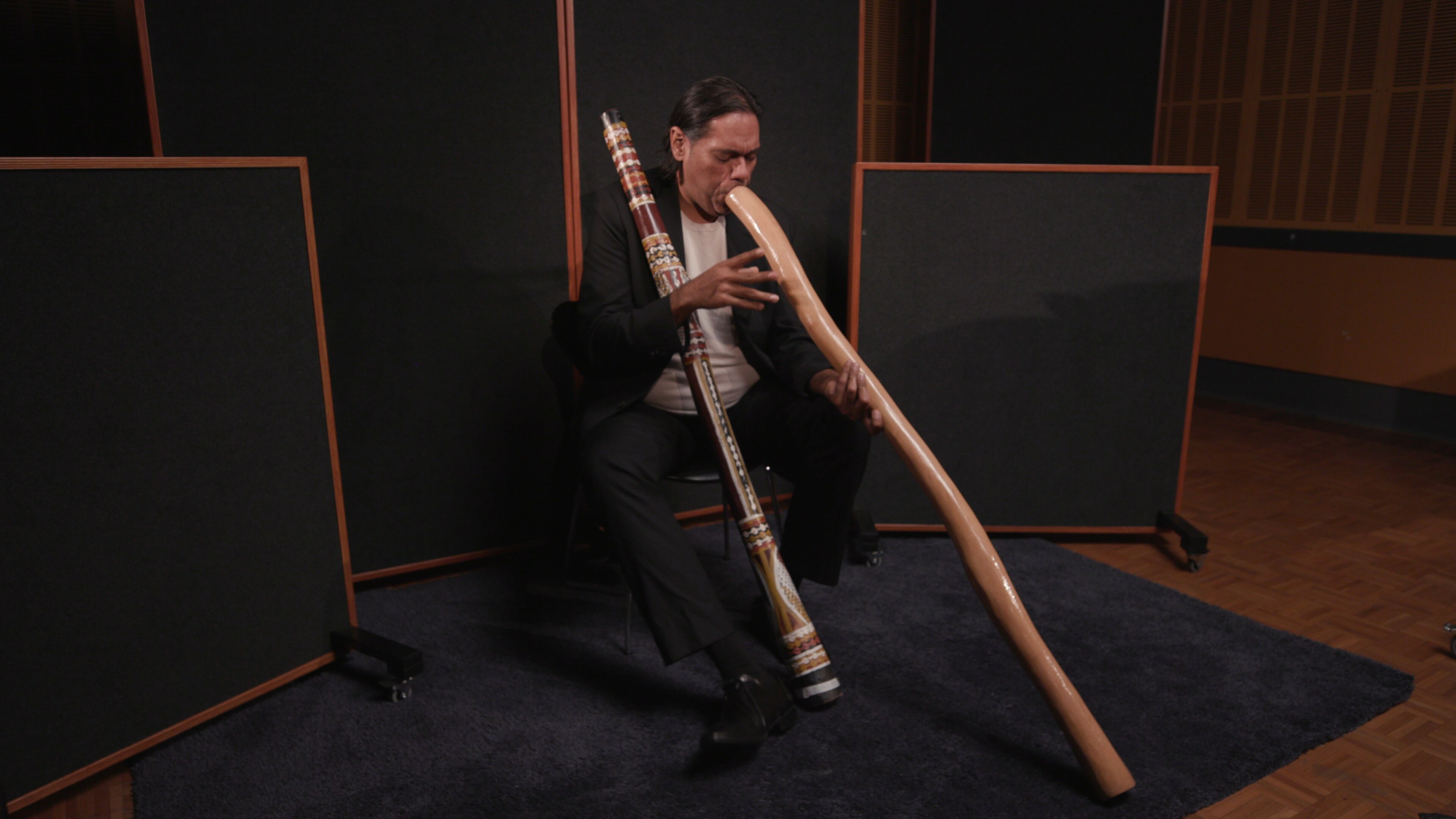 How do musicians fall in love with their favourite instruments? - ABC ...