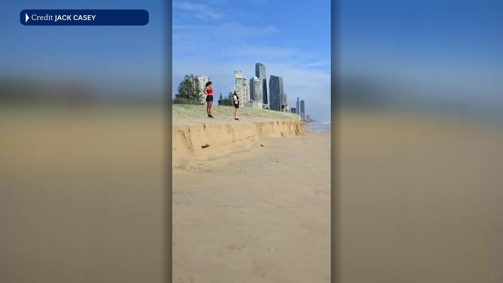 Erosion at Broadbeach on the Gold Coast - ABC News