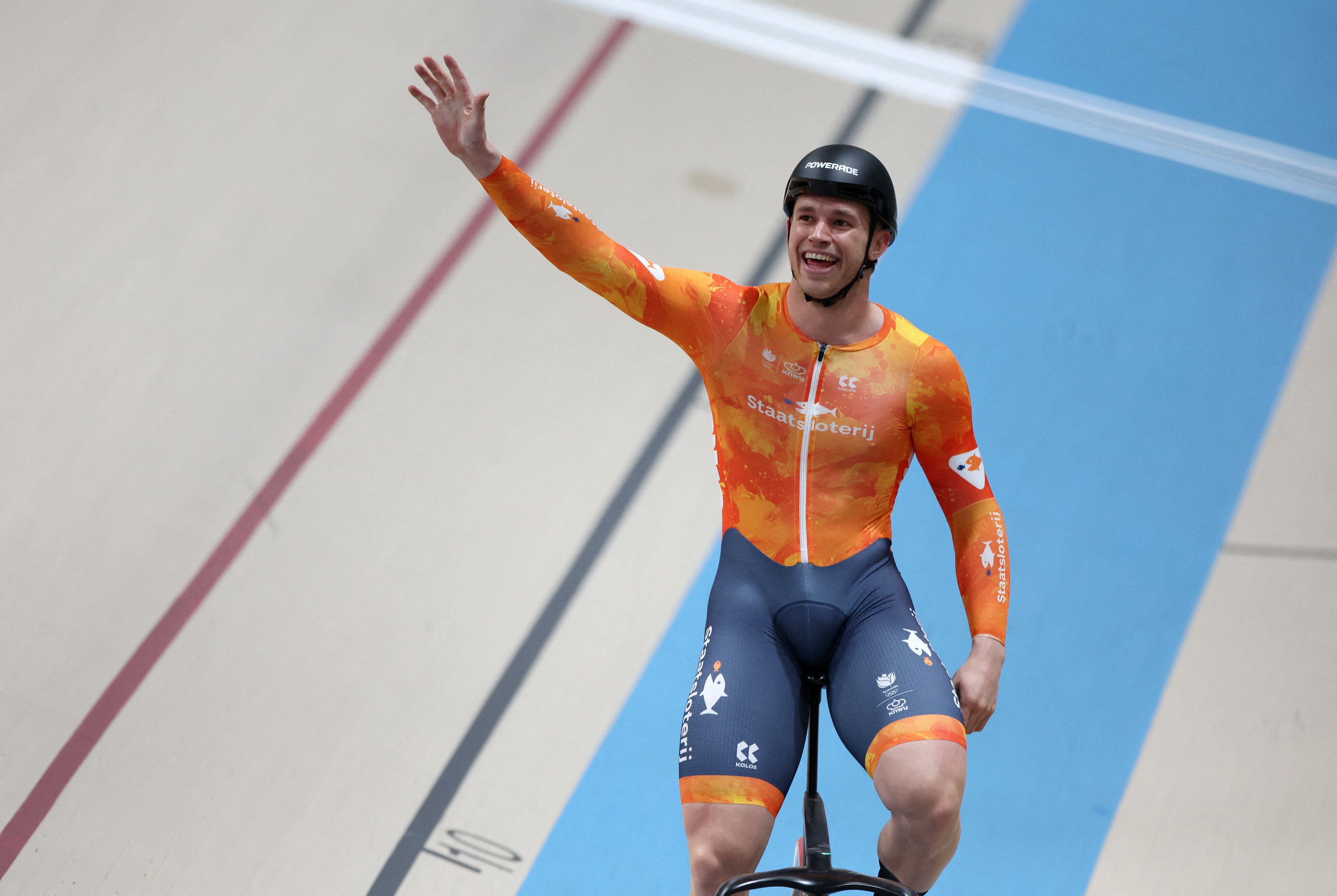 Australia claims silver in team pursuit at UCI track world ...