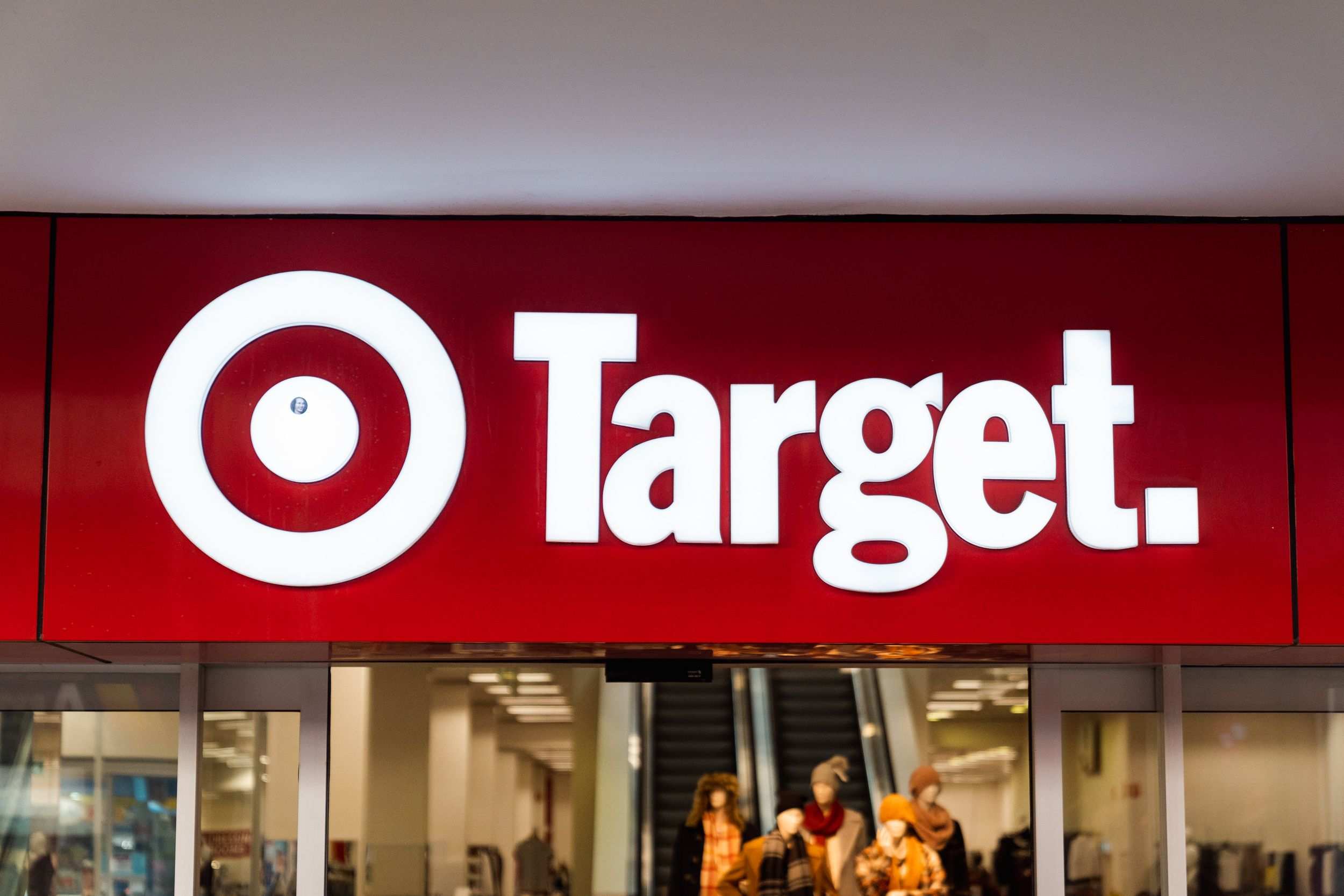 Why Australia's Target stores had to close - ABC News