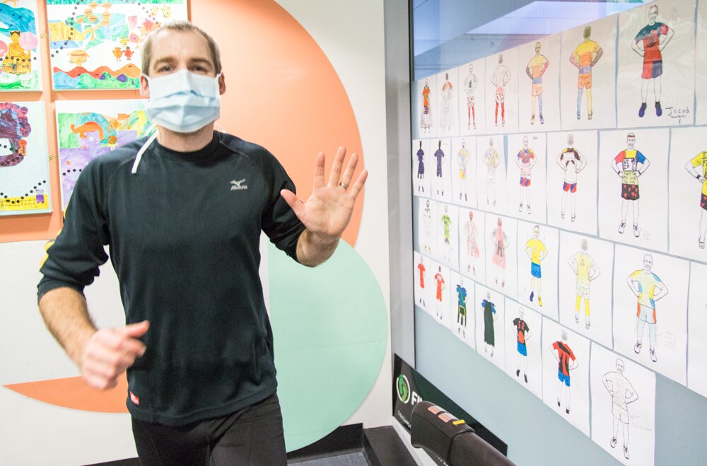 More than a marathon: 'Super Steve' runs 50 kilometres in five hours at ...