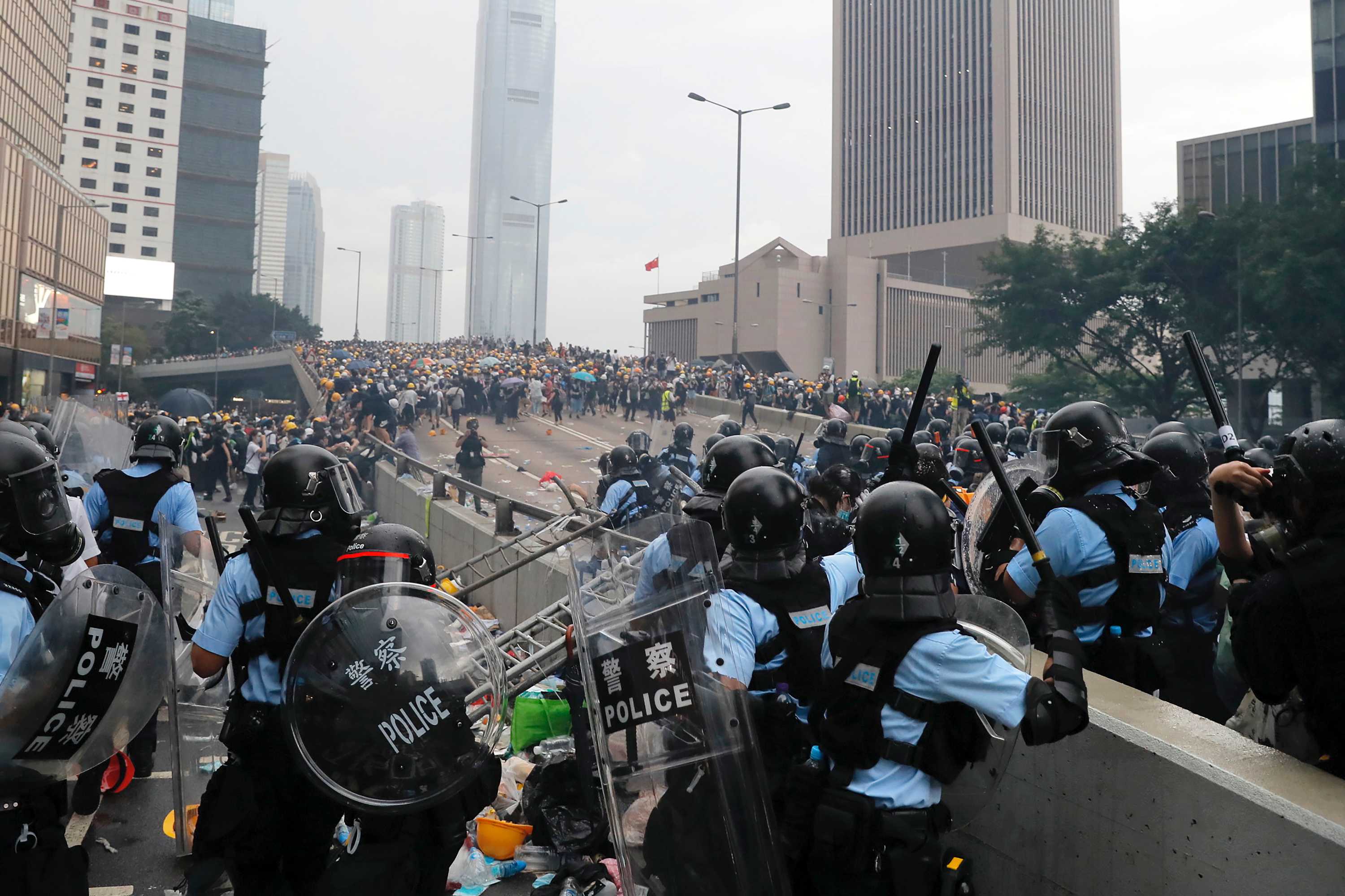 HK Government considers delaying China extradition bill as protests ...