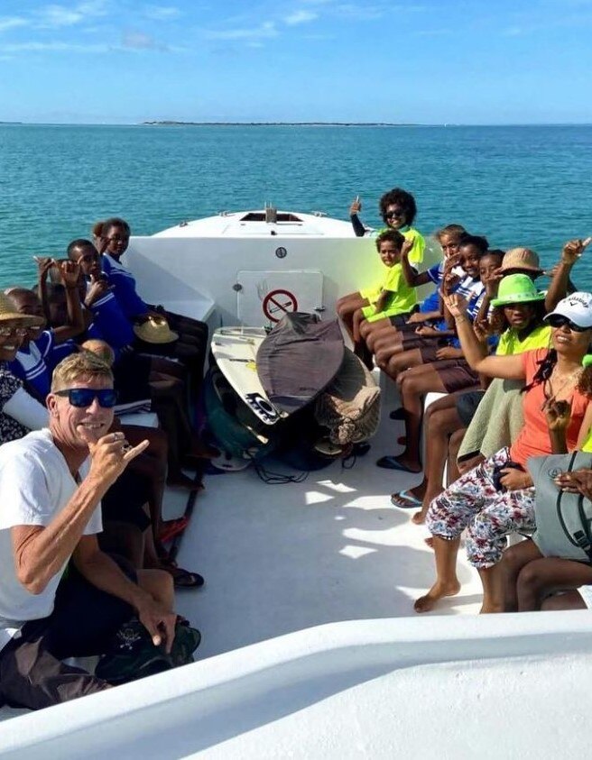 Surfing great Mick Fanning pays tribute after death of brother Edward ...