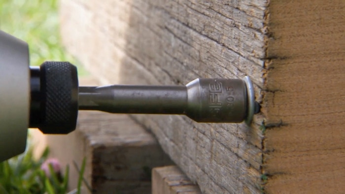 Soil Sieve - Gardening Australia