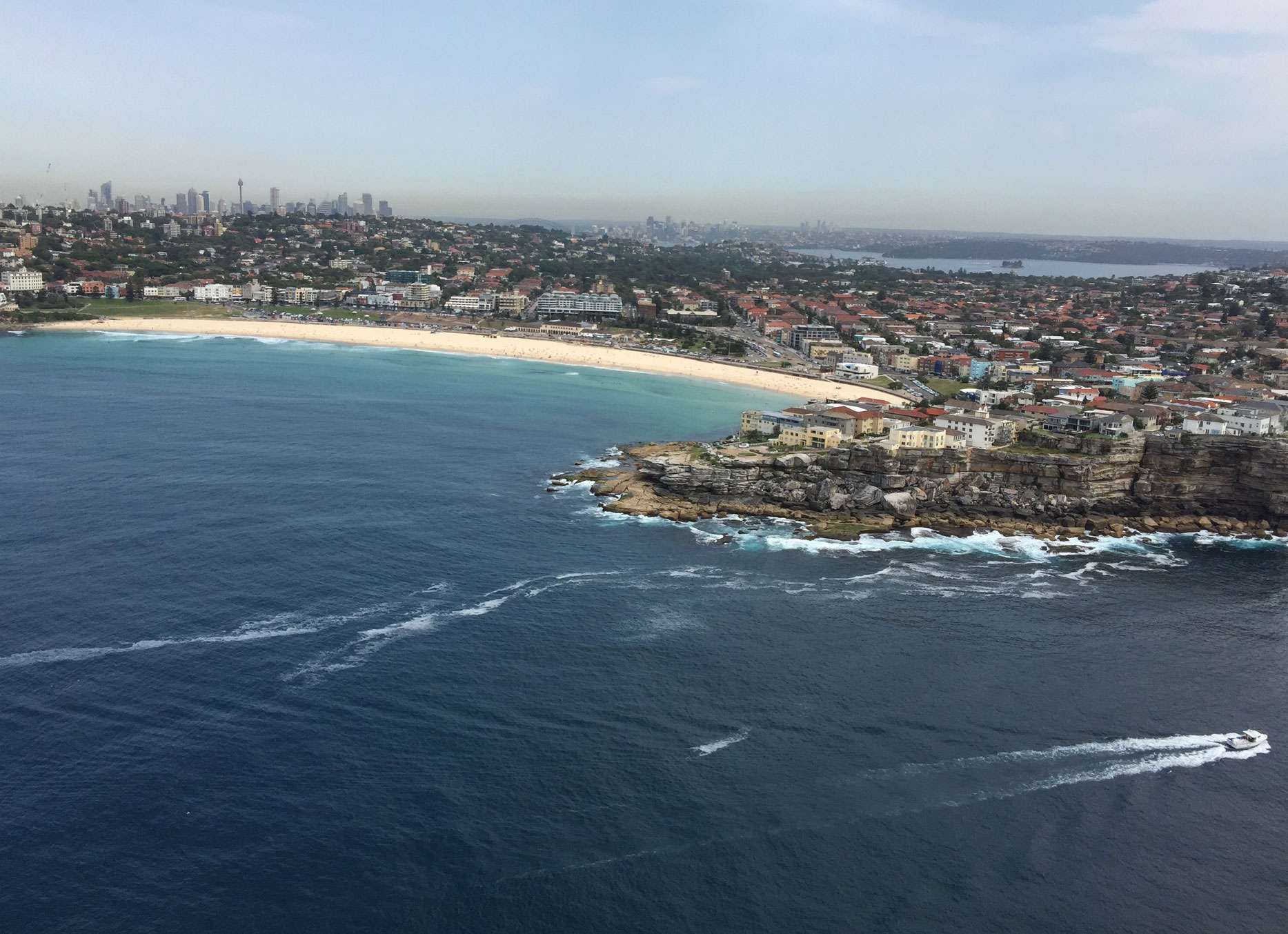 Best views in Sydney: Meet the chief pilot of the only blimp in the ...