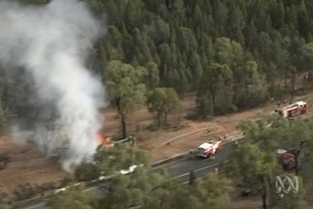 Three killed in horror smash near Dubbo - ABC News